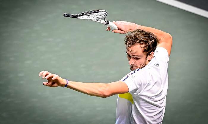 Medvedev 'cracked up' as he blows chance to topple Nadal in rankings - TennisBuzz - Breaking ...